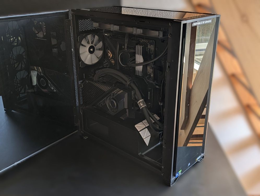 Gaming PC / Workstation - Intel Core i9, 64GB, RTX 4090 (Gebraucht) in ...