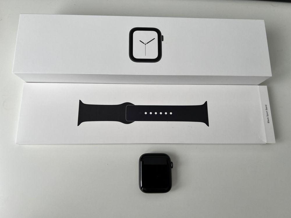 Apple Watch 44mm Series 4 Cellular (Gebraucht) in Hausen AG für CHF 43 ...