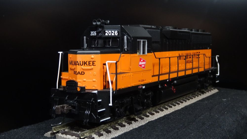 Atlas Master Series 9186, GP40 Low Nose, Milwaukee Road 2026 (Neu (gemäss Beschreibung)) in ...