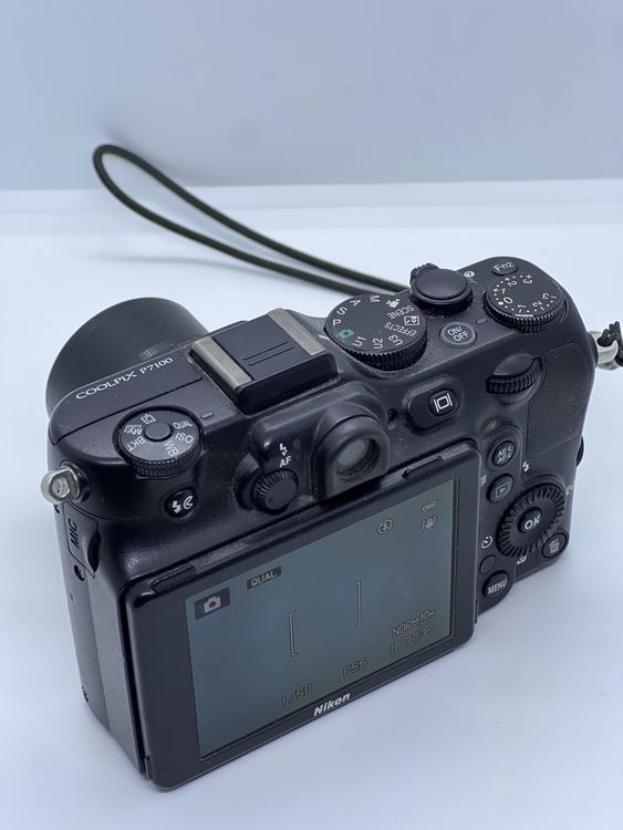 Nikon Coolpix p7100 (Gebraucht) in schellenberg für CHF 109 – mit ...