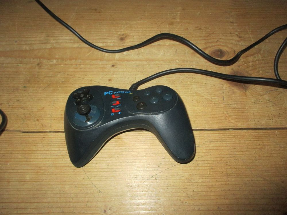 PC Gamepad "Power Pad Pro" - Retro Gaming 🎮 (Defekt) in Flims - Dorf ...