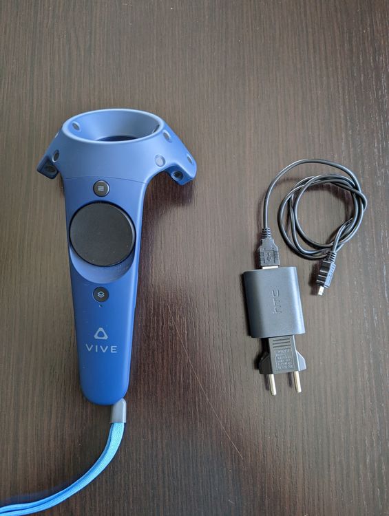 HTC Vive Controller 2.0 (D'occasion) à pour CHF 30 – avec livraison ...