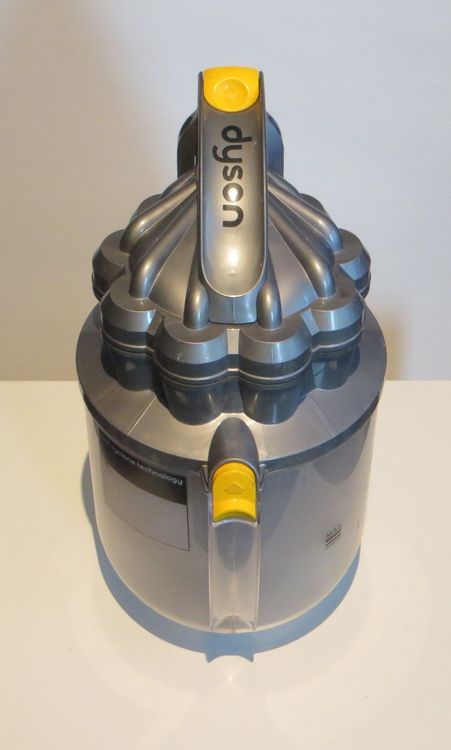 DYSON Parts: Ersatzteilverkauf Staubbehälter / Cyclone DC08 (Gebraucht ...