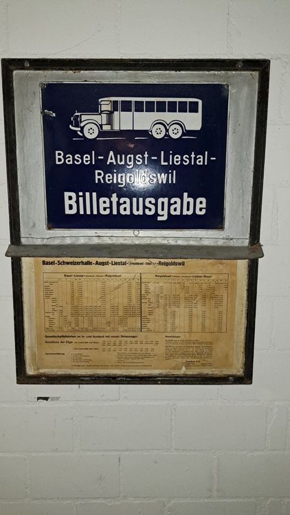 Emaille-Schild Buslinie Basel Reigoldswil mit Busfahrplan (Gebraucht ...