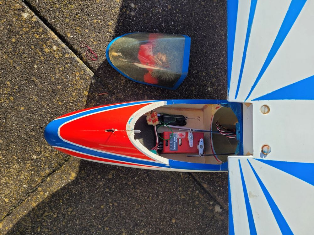 Lo 100 Segelflugzeug (Gebraucht) in Rickenbach LU für CHF 120 – mit ...