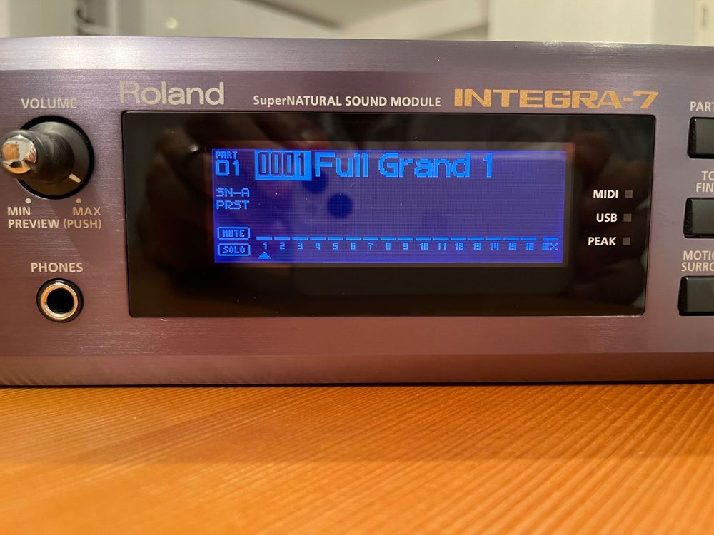 Roland Integra-7 (Gebraucht) in Fällanden für CHF 871 – nur Abholung ...