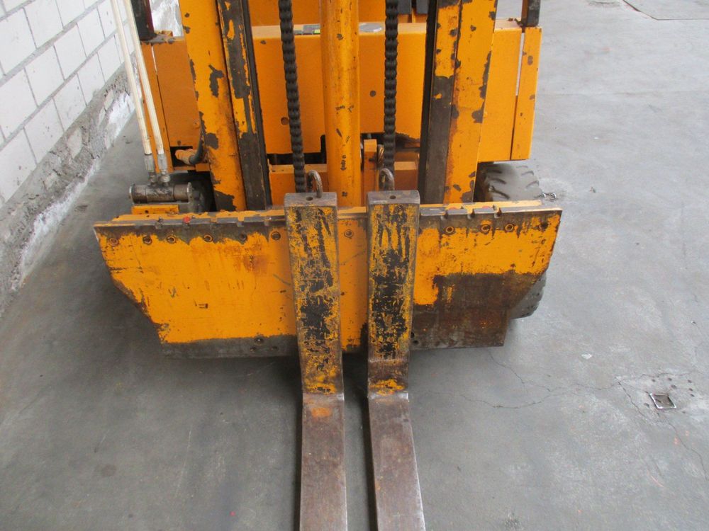 STAPLER JUNGHEINRICH AB 1FR DEFEKT | Kaufen auf Ricardo