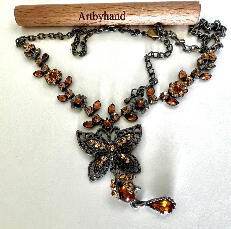 SOMMER COLLIER MIT SCHMETTERLING - STRASS GESCHMÜCKT (Gebraucht) in ...