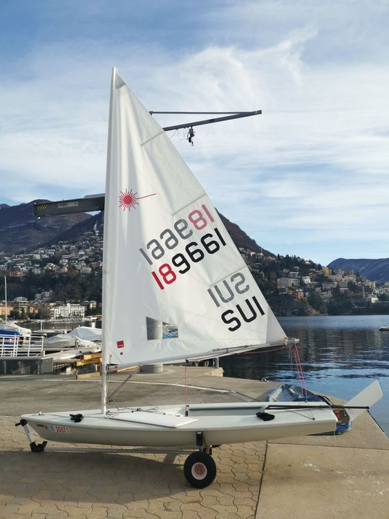 Laser Performance Sailcraft con 2 vele 4.7 e 1 vela Radial (Usato) a ...