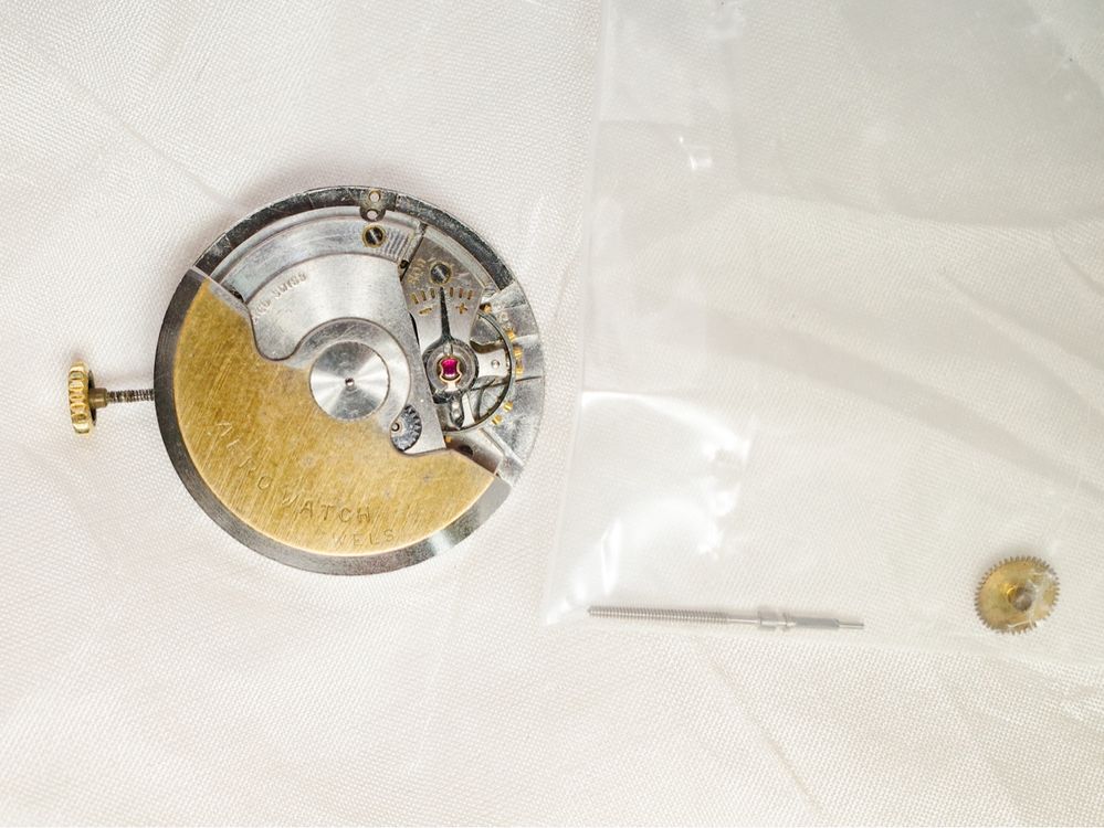 ETA 1256 Automatik Uhrwerk Armbanduhr Uhr läuft (Gebraucht) in Rüti (ZH ...