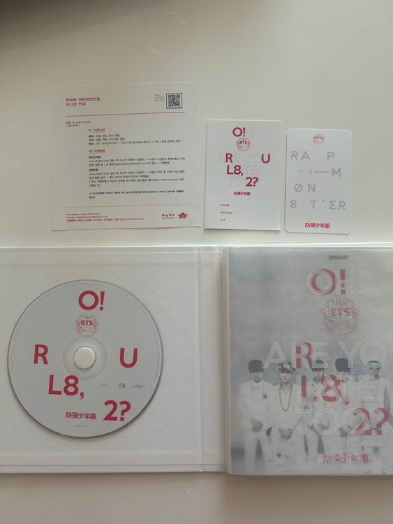 BTS album avec photo carte sans poster (Neuf (Voir description)) à ...