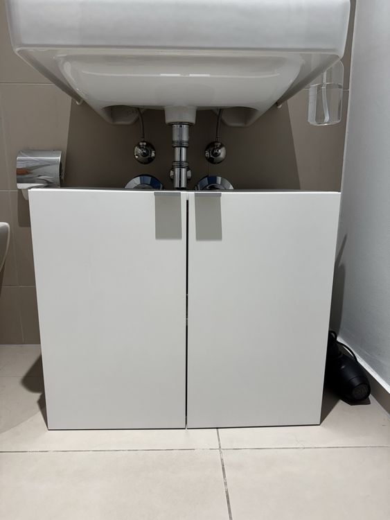 Waschbecken Unterschrank weiss (Gebraucht) in Basel für CHF 5 – nur ...