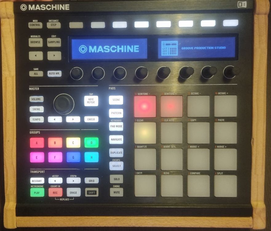 Native Instruments Maschine Mk II (Gebraucht) in St. Gallen für CHF 40 ...