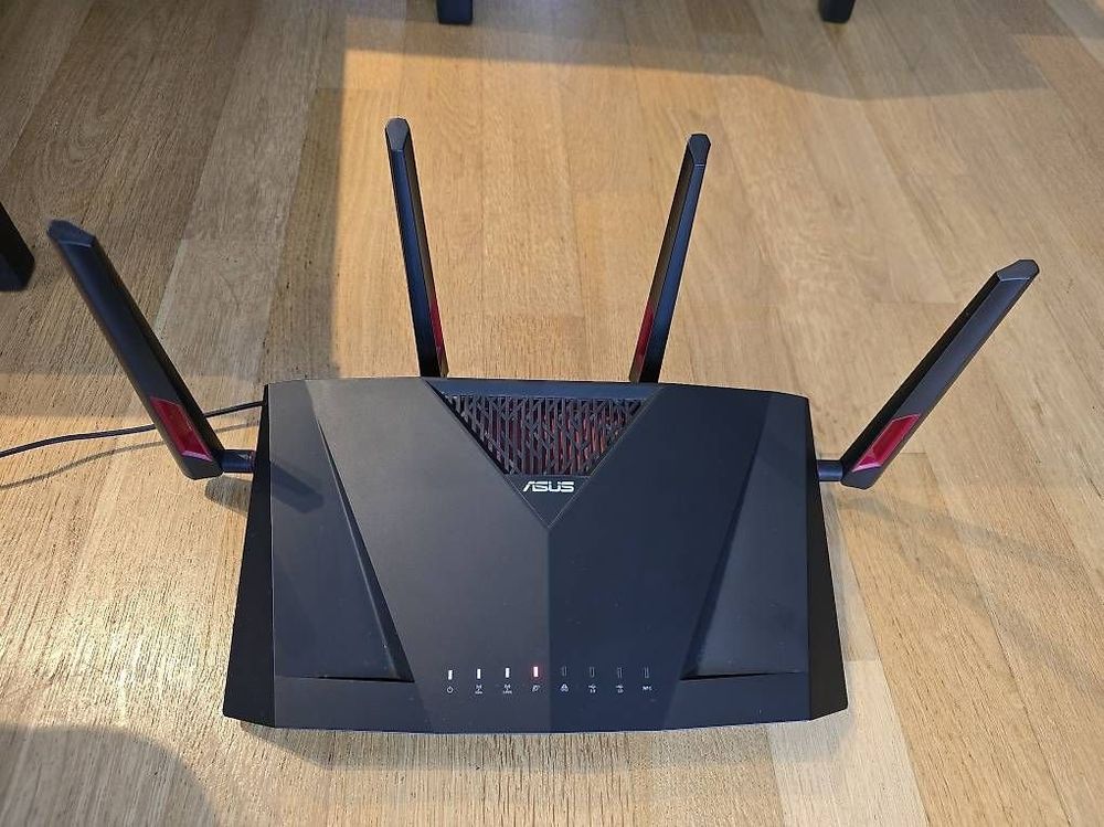 Router Asus RT-AC88U - 8 Ports (Gebraucht) in Zürich für CHF 80 – mit ...