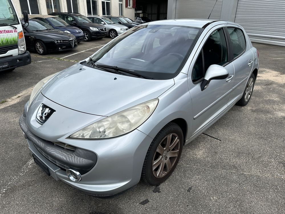 Peugeot 207 1.6i | Kaufen auf Ricardo