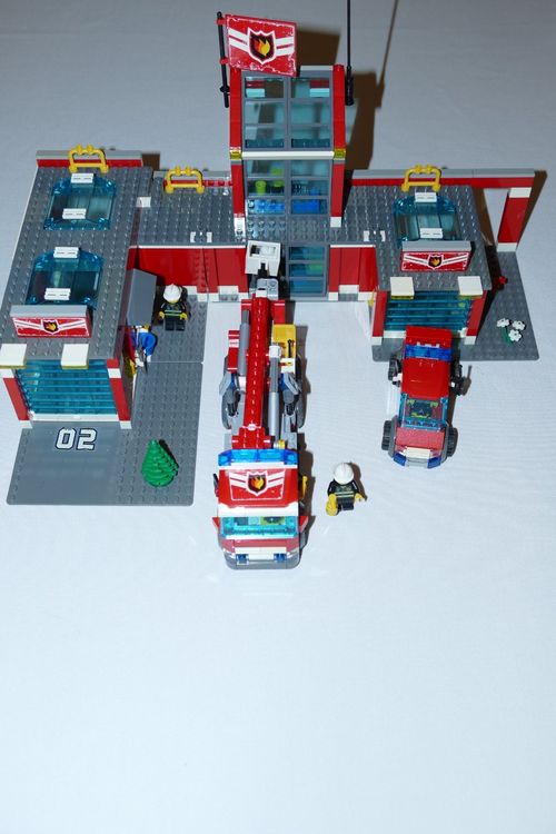 LEGO 7945 - Fire Station | Kaufen auf Ricardo