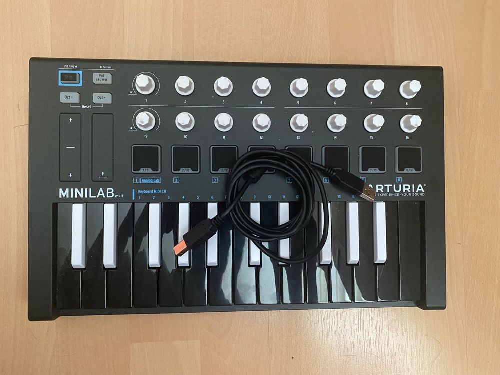 Arturia Mini Lab MK2 - Black and White (Gebraucht) in Le Brassus für ...