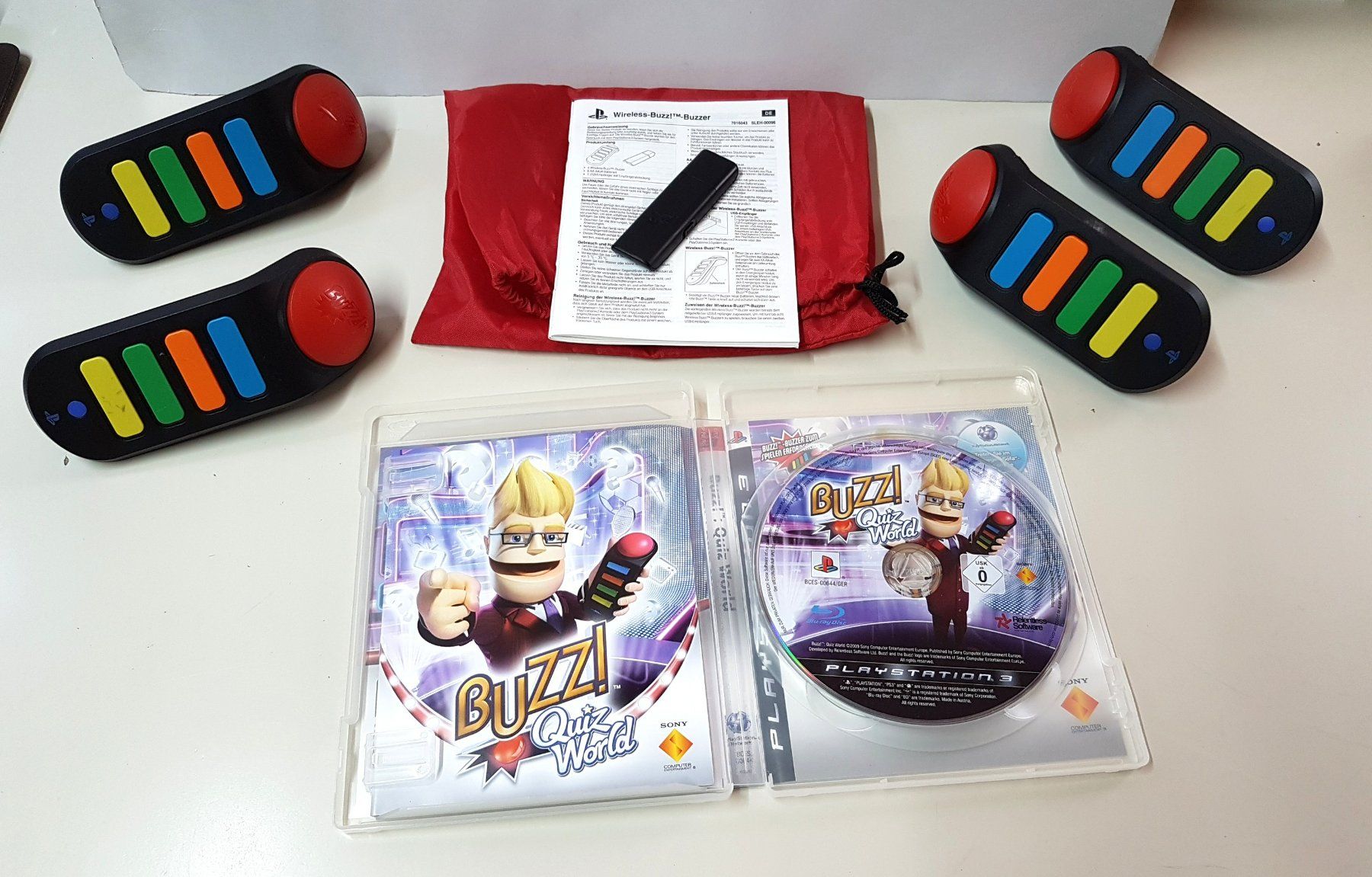 Spiel Buzz Quiz World + 4 Wireless Buzzer für PS3 (Gebraucht) in ...