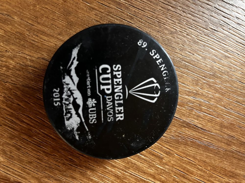 Spengler Cup Game Puck Original Unikat!!! (Gebraucht) in Davos Platz ...