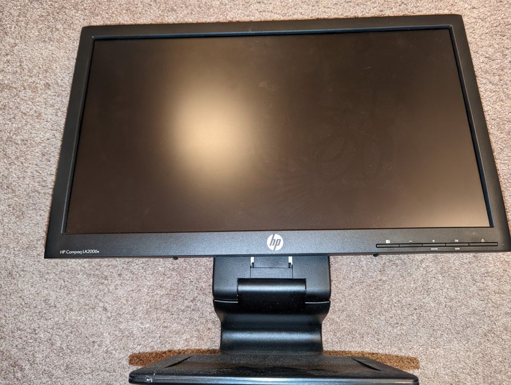 HP Compaq Advantage LA2006x 20" Monitor | Kaufen auf Ricardo