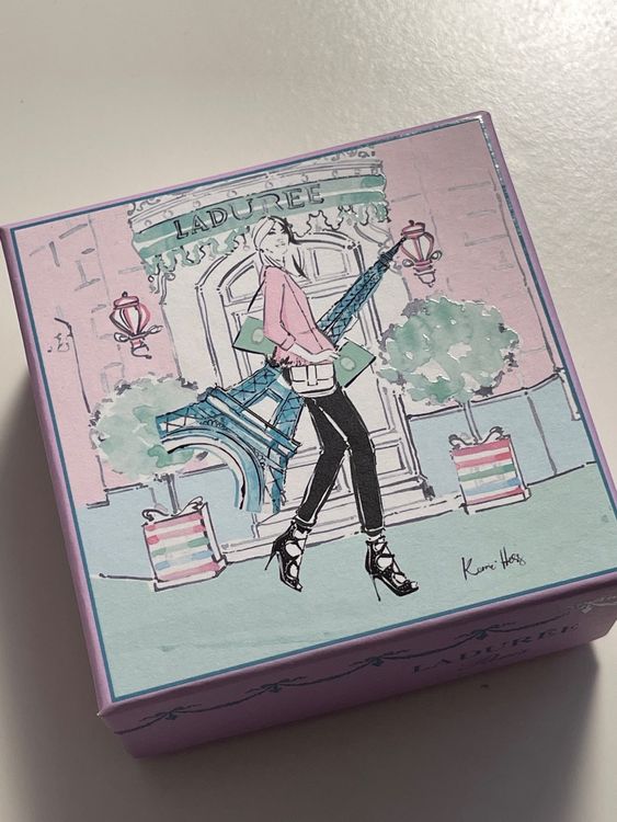 Ladurée Paris Sammelbox Macarons Kerrie Hess (Gebraucht) in Solothurn ...