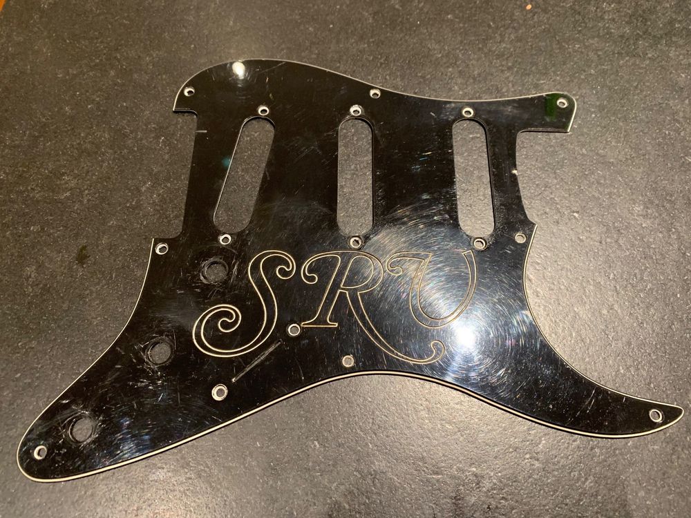 SRV Stratocaster pickguard (Gebraucht) in Zürich für CHF 40 – mit ...