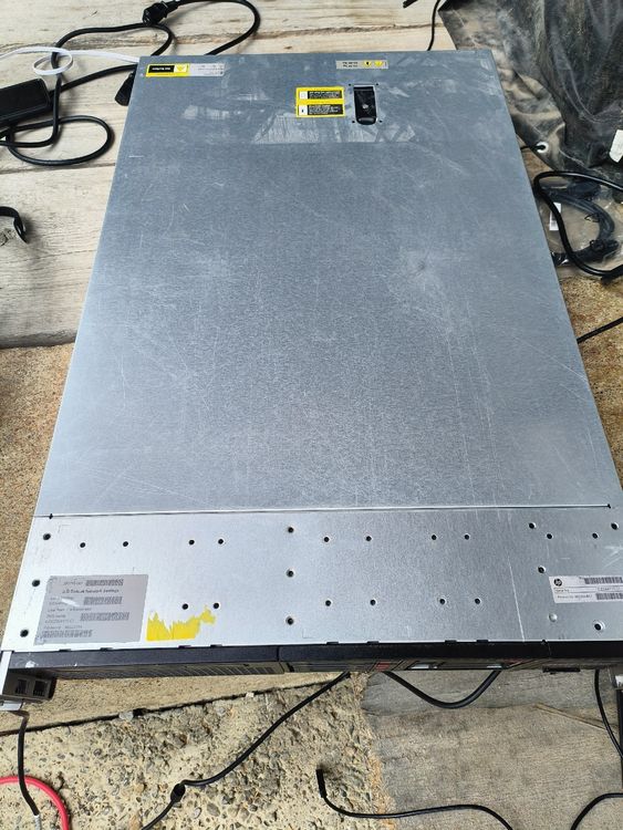 Server HP ProLiant DL 380p Gen8 (Gebraucht) in Obfelden für CHF 79 – nur Abholung auf Ricardo kaufen
