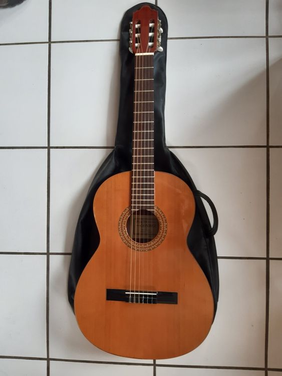 Gitarre Marke Paco Condez inklusive Gitarrentasche (Gebraucht) in Biel/Bienne für CHF 162 – mit ...