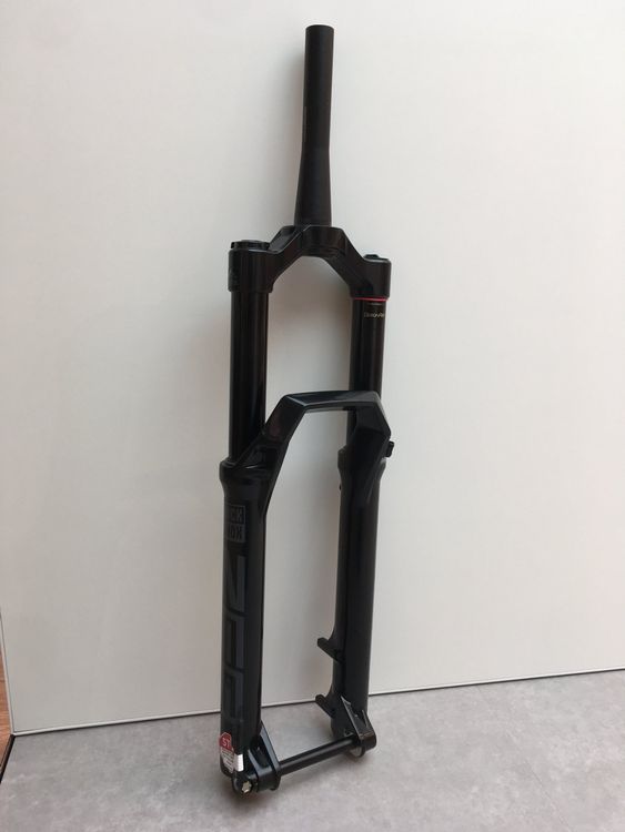 Wie neu: Rock Shox ZEB BASE 29" 160mm (JG 2025) (Neu (gemäss ...
