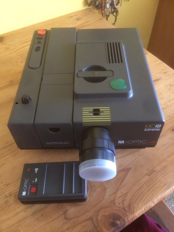 Diaprojektor M-Optik (Gebraucht) in Zürich für CHF 16 – mit Lieferung ...