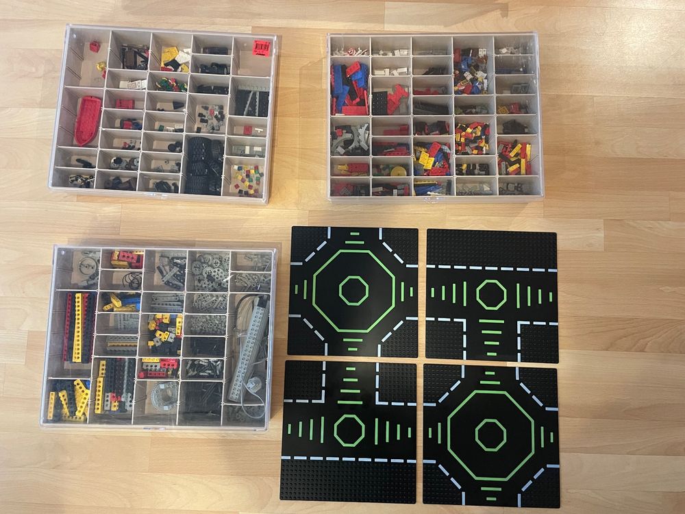 Lego Technic Konvolut mit Sortierkästen und Strassenplatten | Kaufen ...