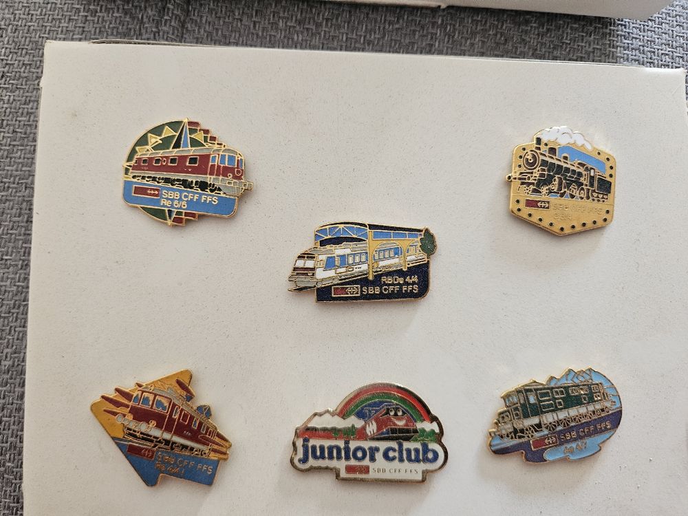 Pin's Pins CFF SBB FFS Serie 2 (Gebraucht) in Vernier für CHF 3 – mit ...