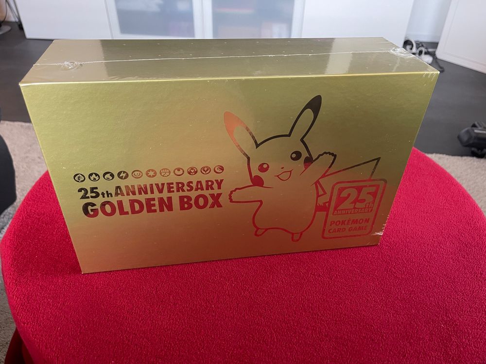 Pokemon - 25th Anniversary Golden Box JP - SEALED (Neu und ...