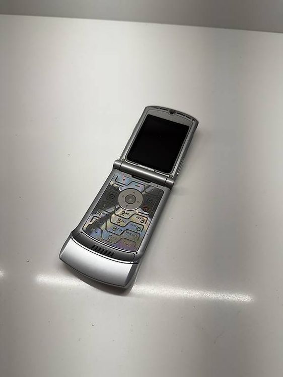 Motorola RAZR V3 (Gebraucht) in Giubiasco für CHF 70 – mit Lieferung ...