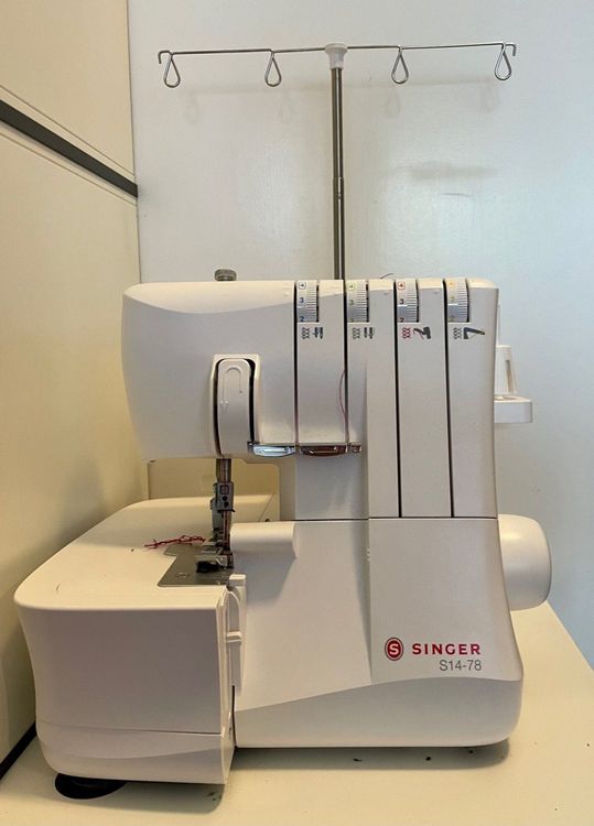 Singer S14-78 Overlock Nähmaschine (Gebraucht) in Zug für CHF 155 – mit ...