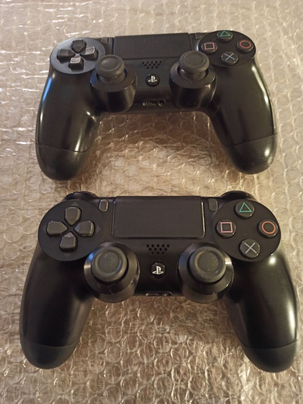 2x Original Controller Sony PS4 Wireless DualShock 4 V2 (Gebraucht) in ...