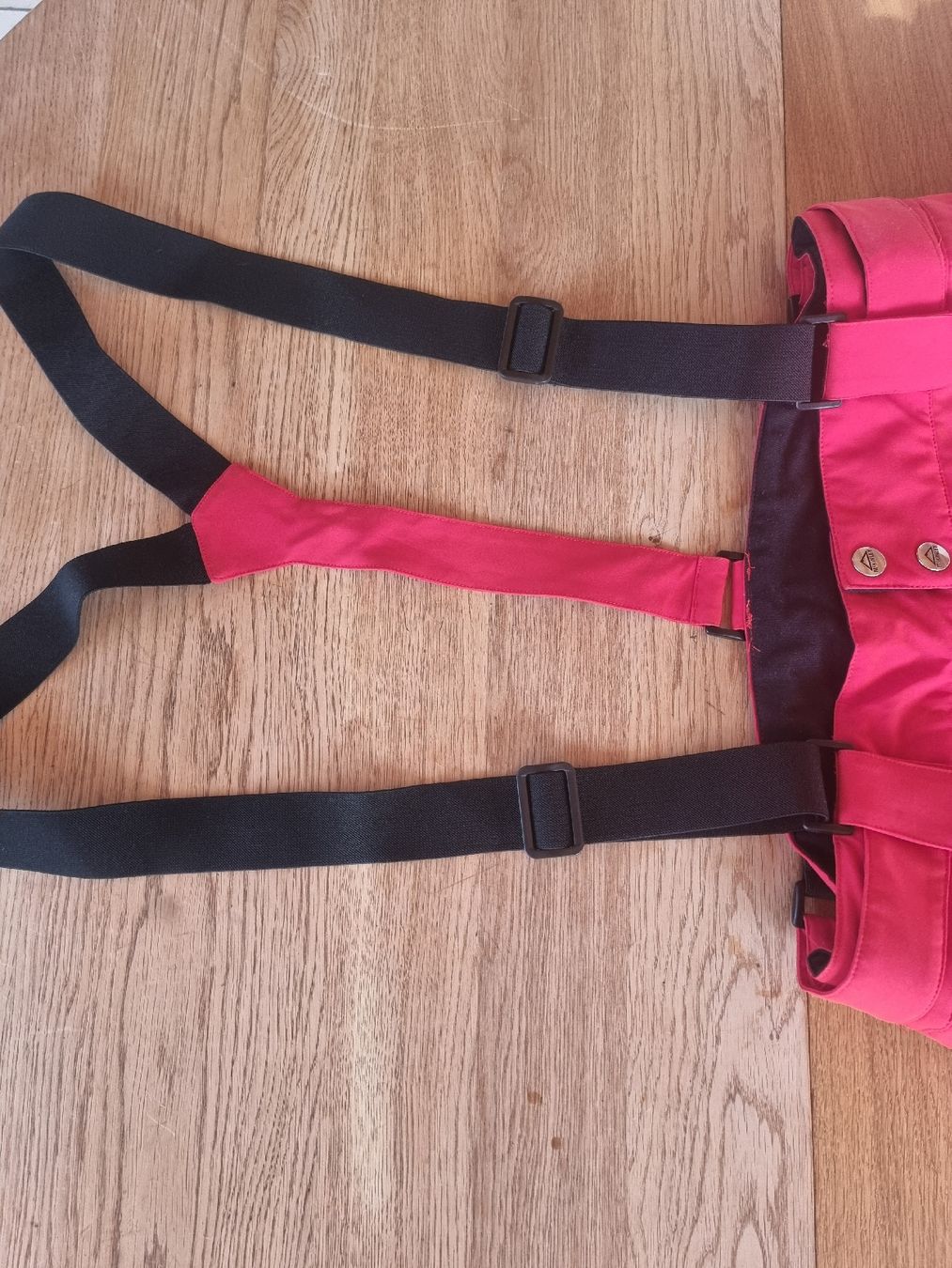 Pantalon de ski Rouge MC kinley (D'occasion) à Cerneux-Péquignot pour ...