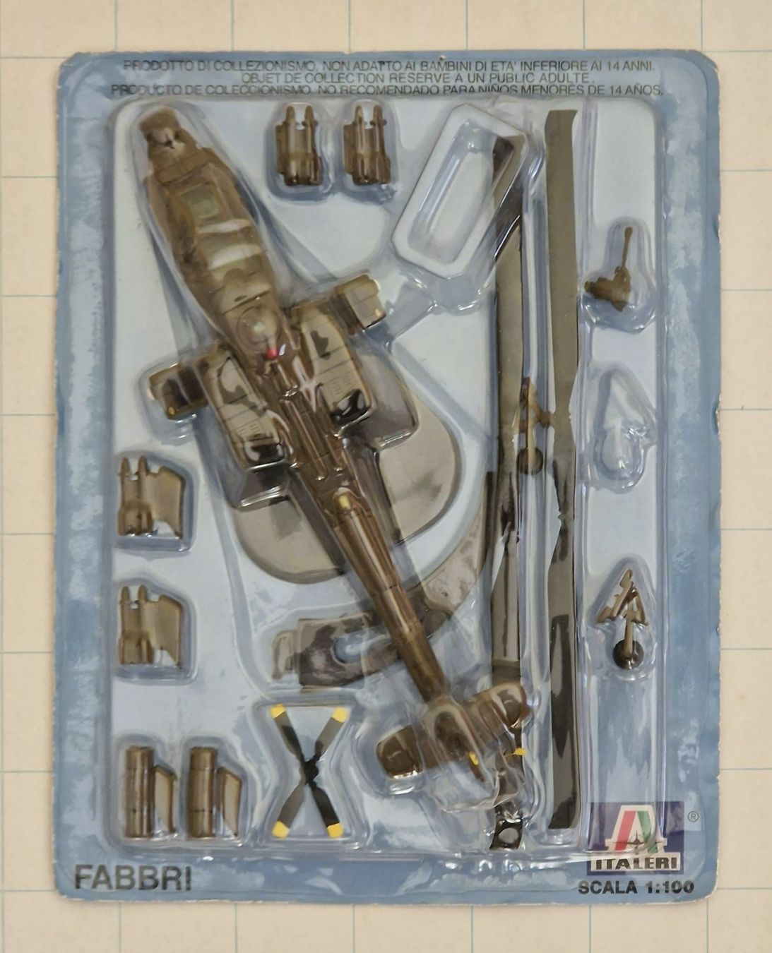 4 Hubschrauber Italeri 1/100 Apache, Mi 24, Iroquois, Huey (Neu (gemäss ...