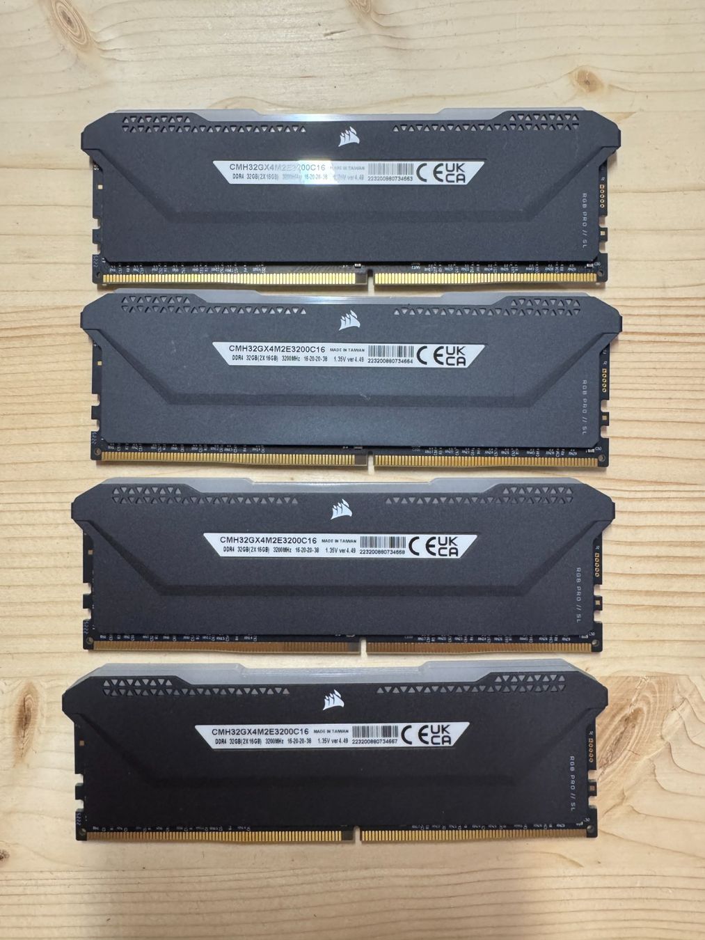 Corsair Vengeance RGB Pro SL 4x16GB (64GB) RAM (Gebraucht) in Amden für ...