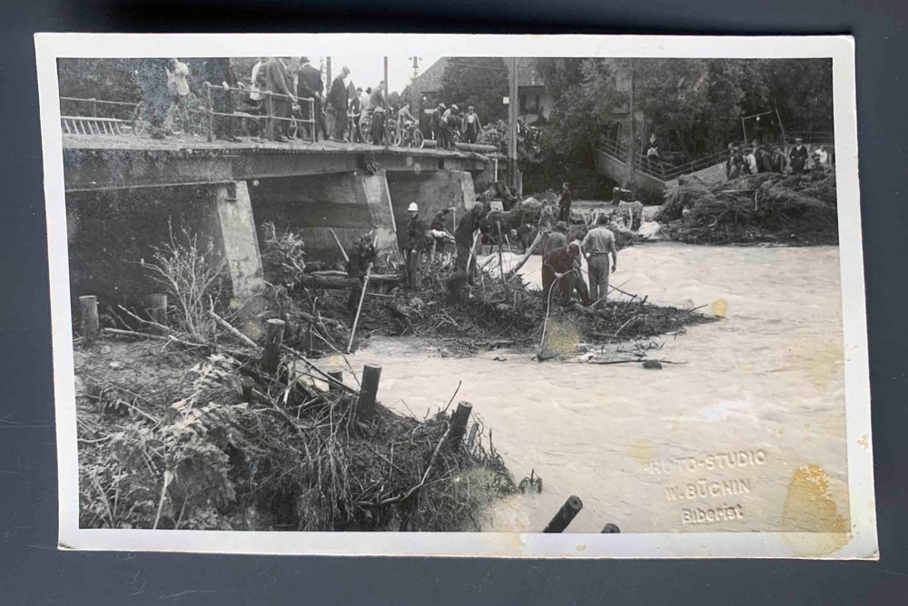 AK Hochwasser Katastrophe Fotostudio Büchi Biberist (Gebraucht) in Goldau für CHF 3 – mit ...
