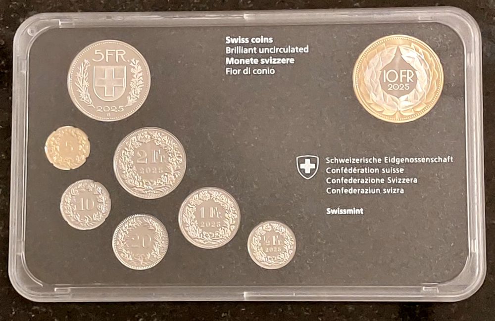 Münzsatz Schweiz 2025 stgl. (Neu und originalverpackt) in Arch für CHF 61 – mit Lieferung auf ...