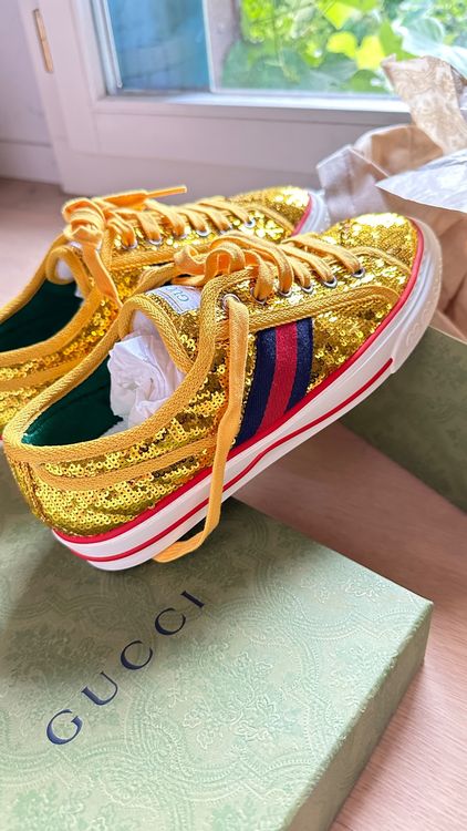 GUCCI Snickers Gold NEW (Neu und originalverpackt) in Seengen für CHF ...