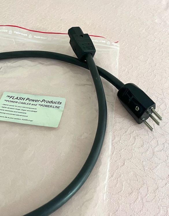 Flash Power Swiss Made Audio NetzKabel 1M (Neu und originalverpackt) in ...