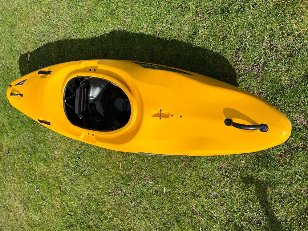 Kayak Eskimo Salto (Gebraucht) in Zuzwil BE für CHF 205 – nur Abholung ...