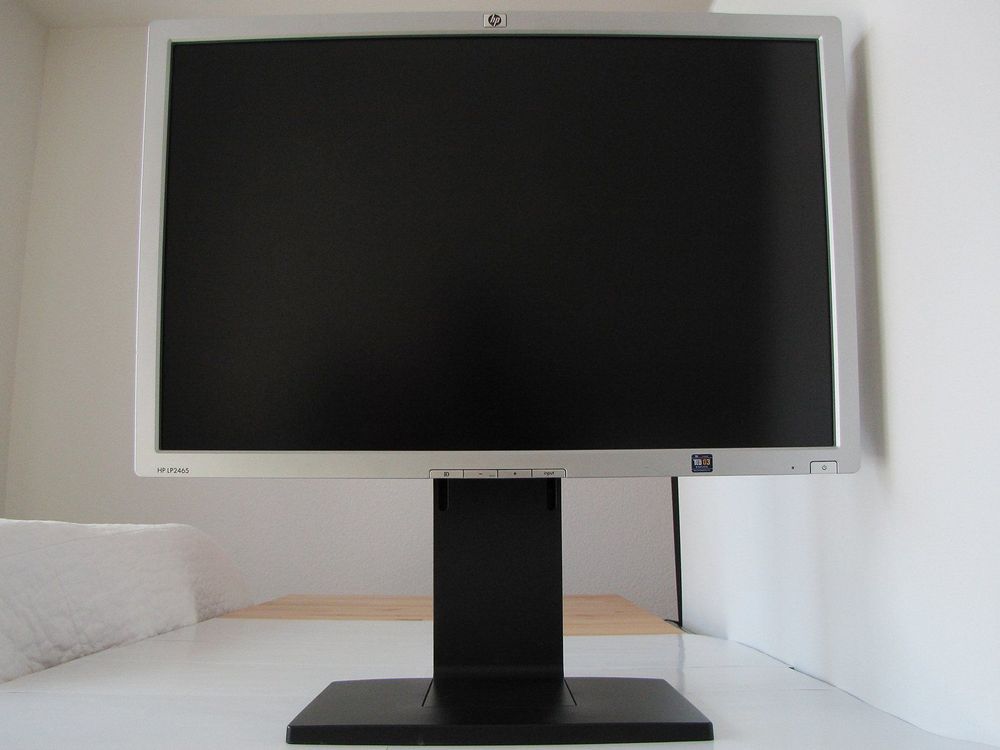 HP LP2465 24'' Weitwinkel-Bildschirm (Gebraucht) in Zürich für CHF 7 ...