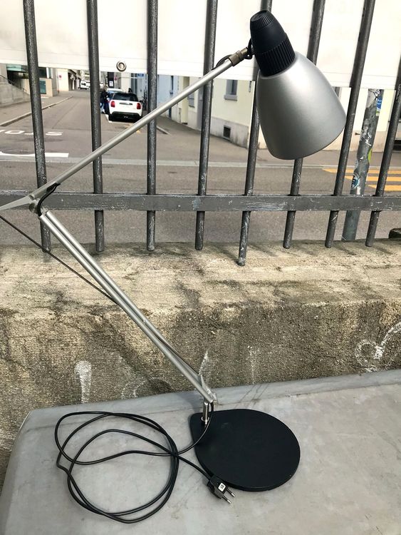 Belux Logos-02 Tischleuchte Ständerlampe Tischlampe (Gebraucht) in ...