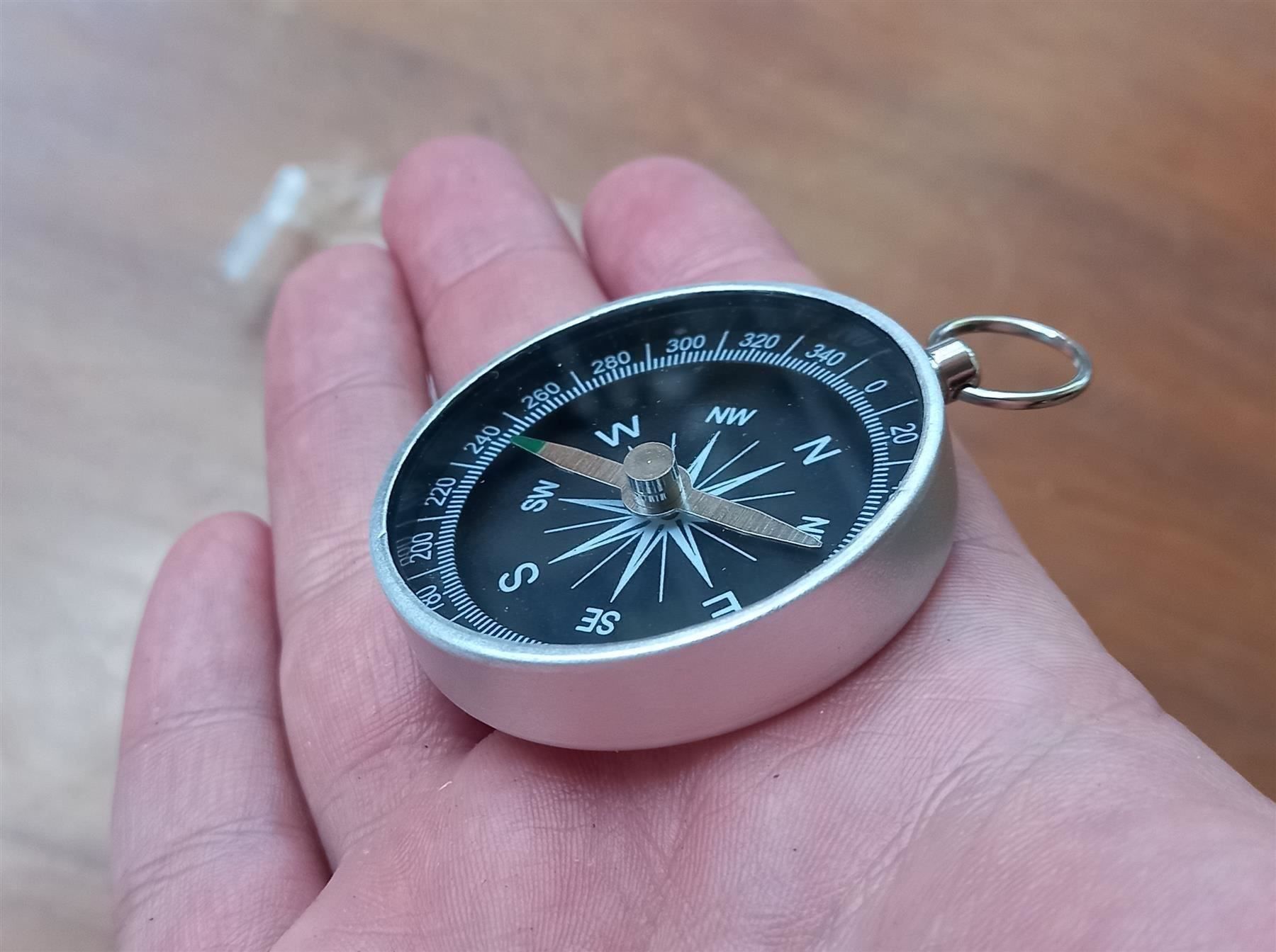 Kompass Camping Wandern / Boussole camping randonnée 20 STK (Neu (gemäss Beschreibung)) in ...