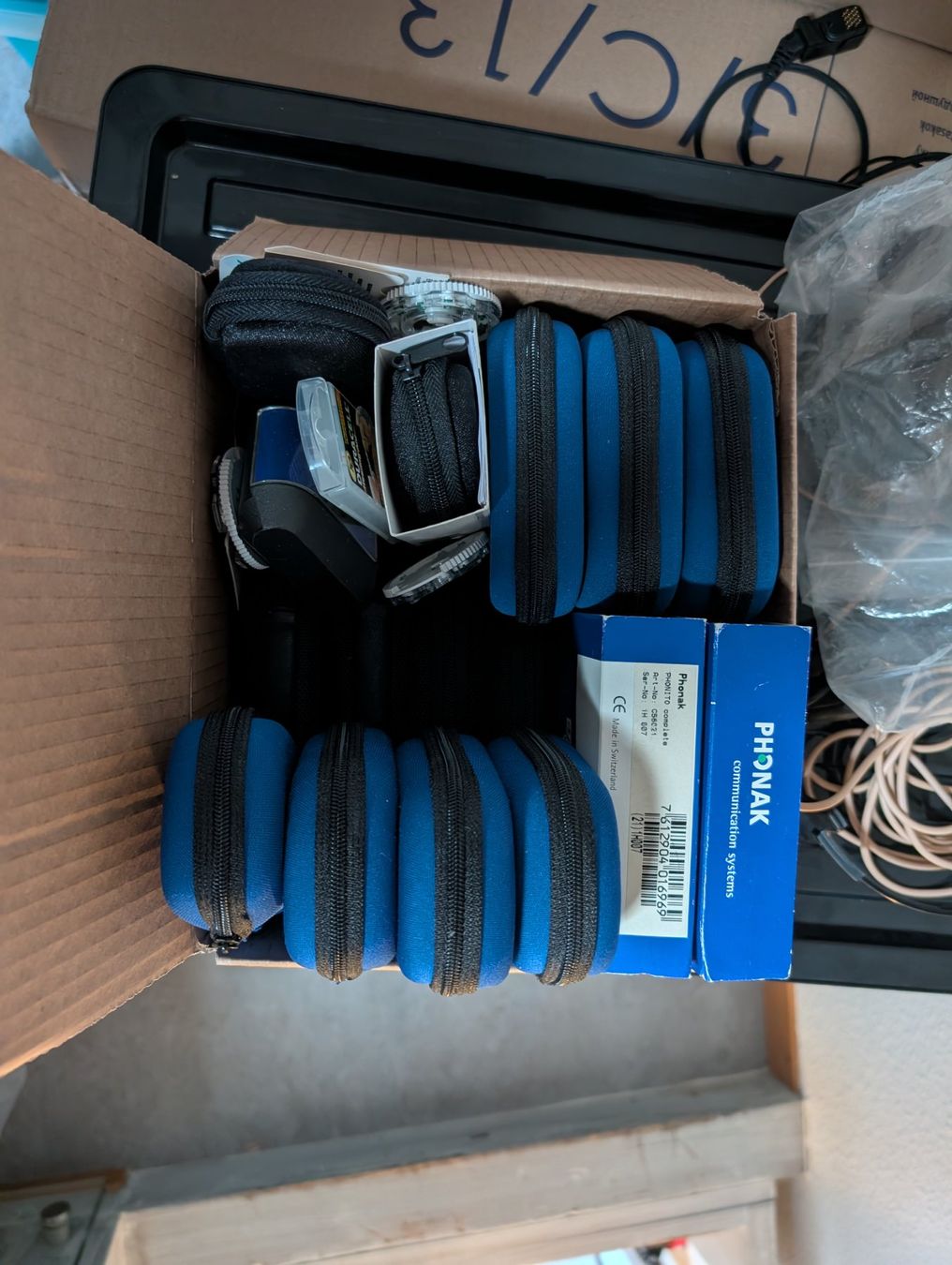 Phonak Wireless Receiver / Hearing Aid Box Bulk Lot x 20 (Gebraucht) in ...