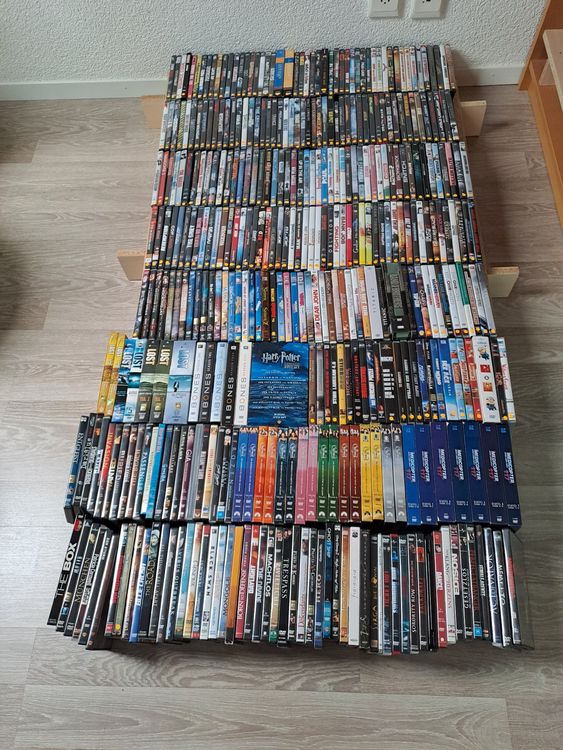 DVD Sammlung übr 500 DVD's mit Serien (Gebraucht) in Ruppoldsried für ...