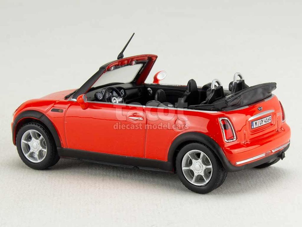 Mini Cooper Cabriolet R52 2004-2008 rot 1:43 von Cararama (Neu und ...